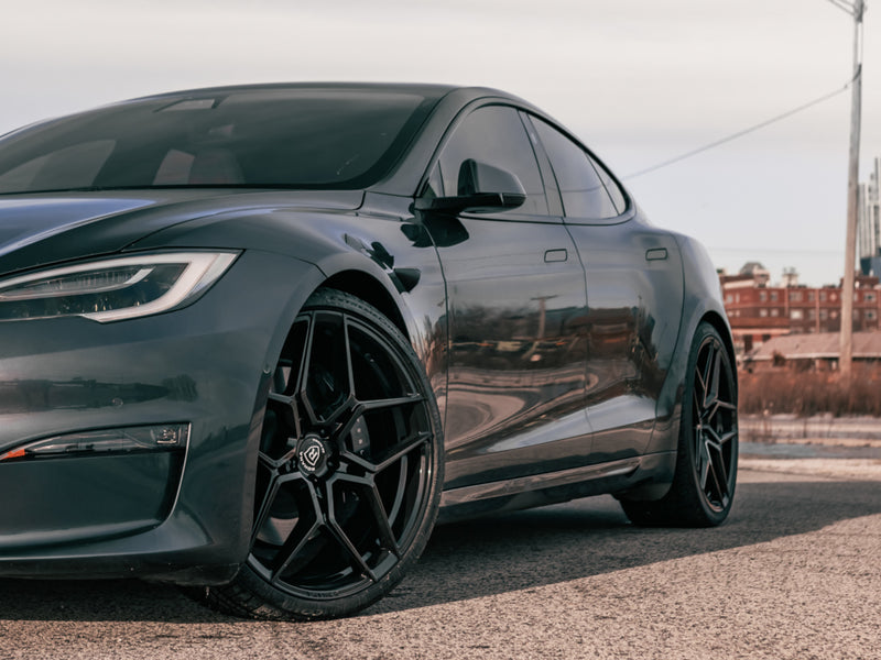 Tesla Model S Black Wheels