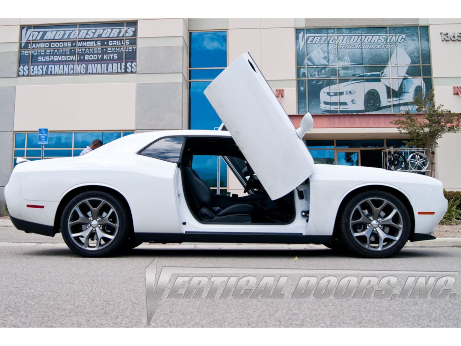 2009-23 Challenger - Vertical Lambo Doors