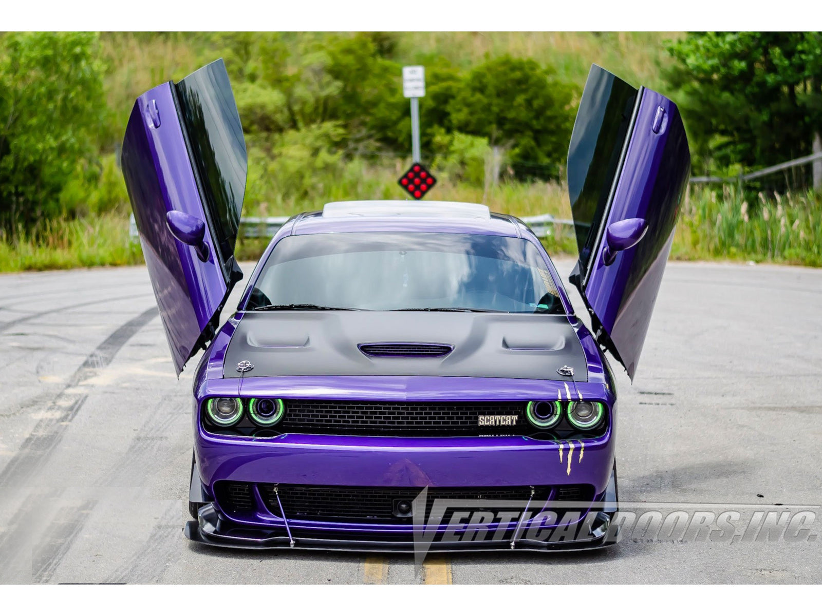 2009-23 Challenger - Vertical Lambo Doors