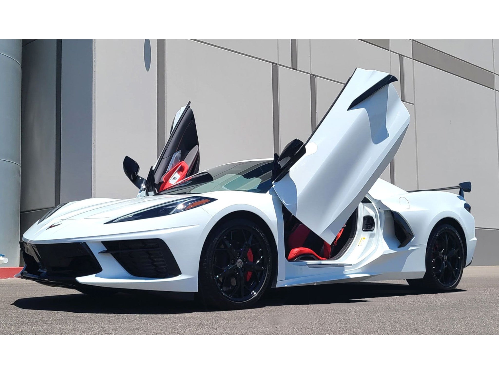 Lamborghini With Butterfly Doors Wallpaper